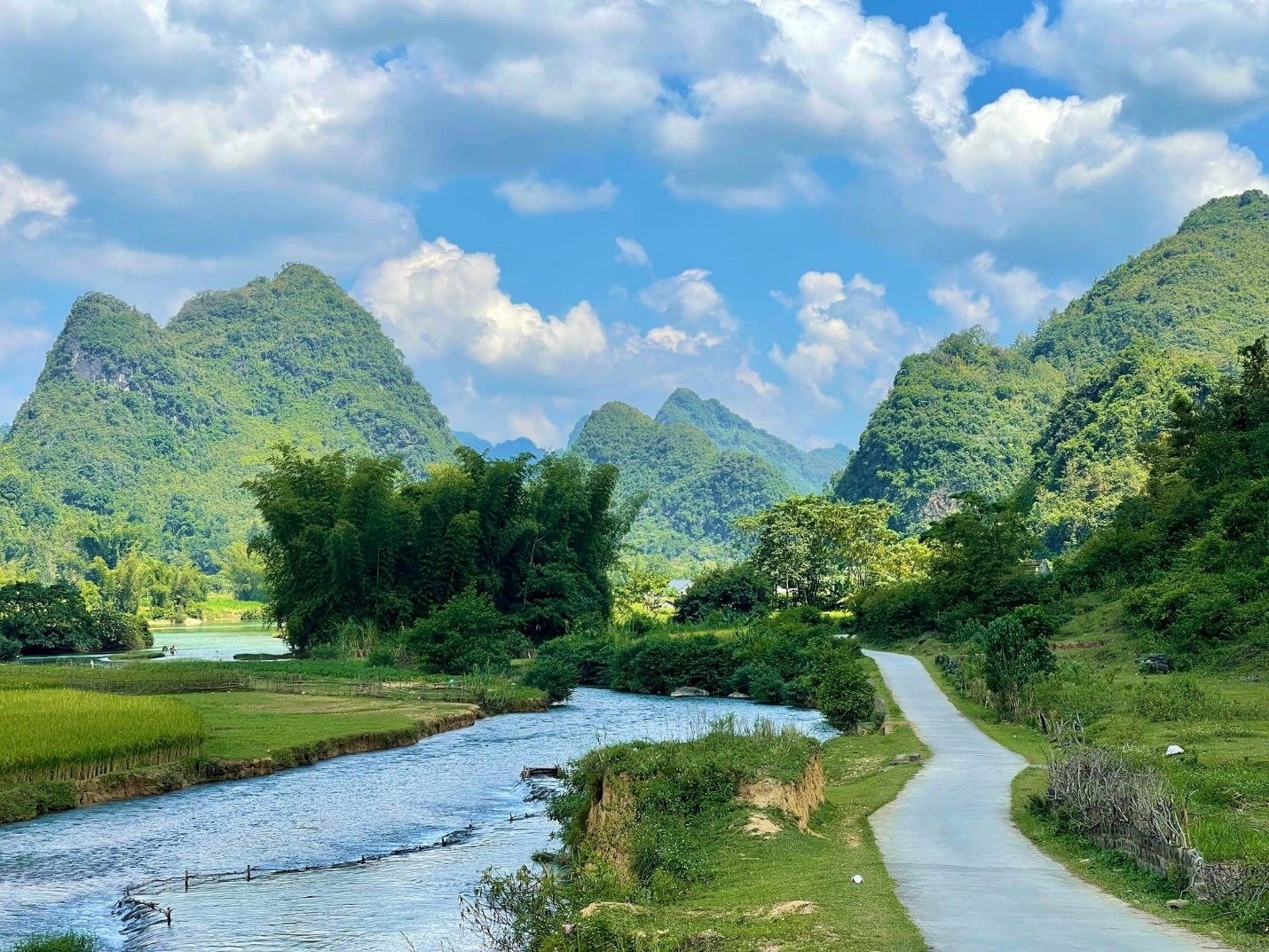 Mat than mountain- unveil the best trekking path of Cao Bang